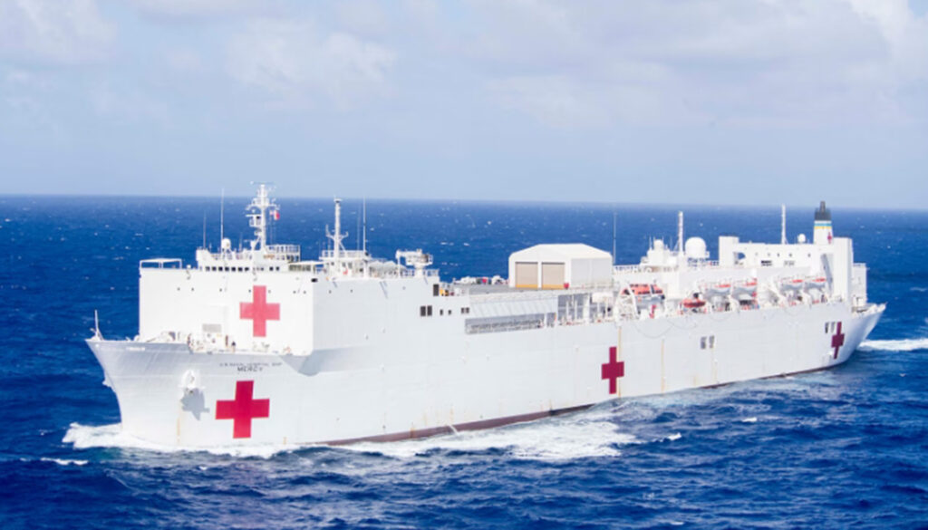 巨型水上醫療船USNS Mercy再臨波特蘭 - 波特蘭新聞